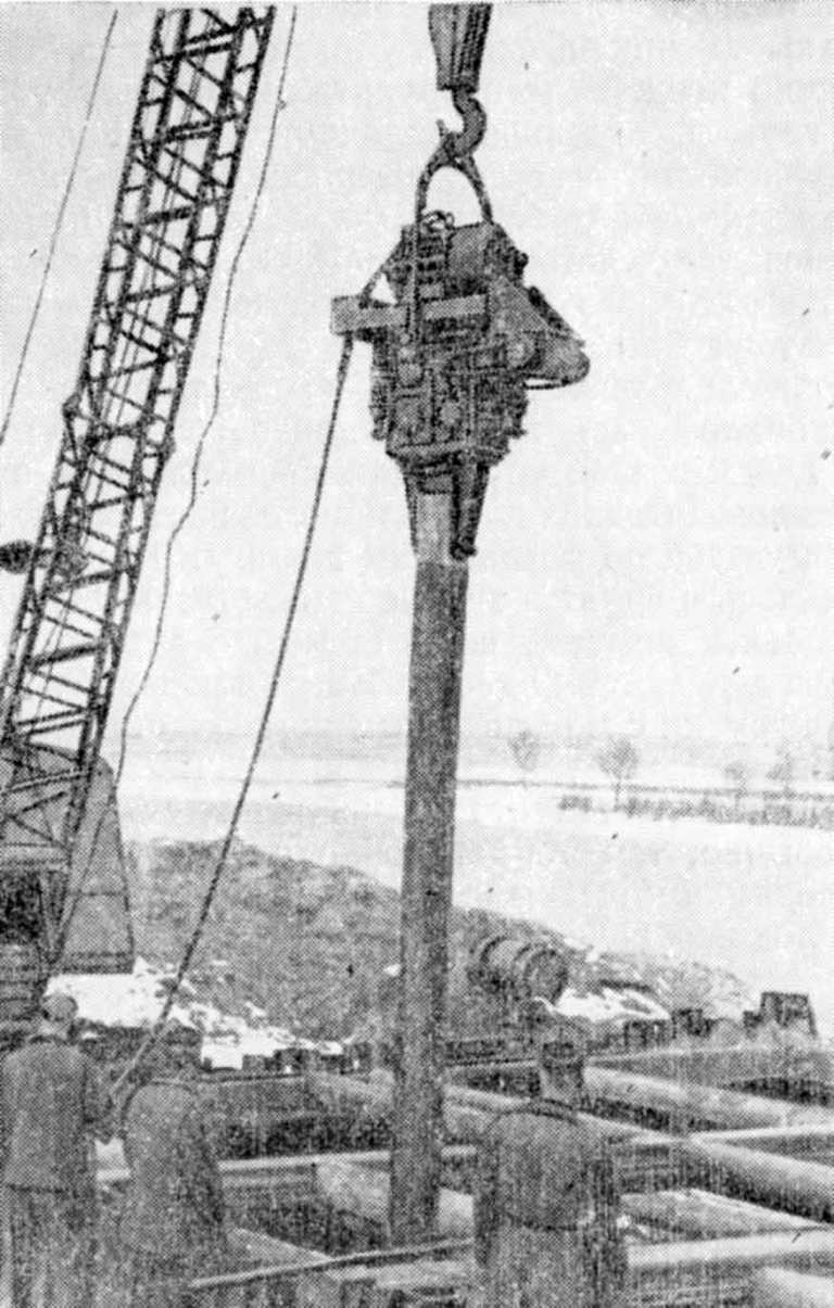 Vibratory Driving of Light Piles – vulcanhammer.info